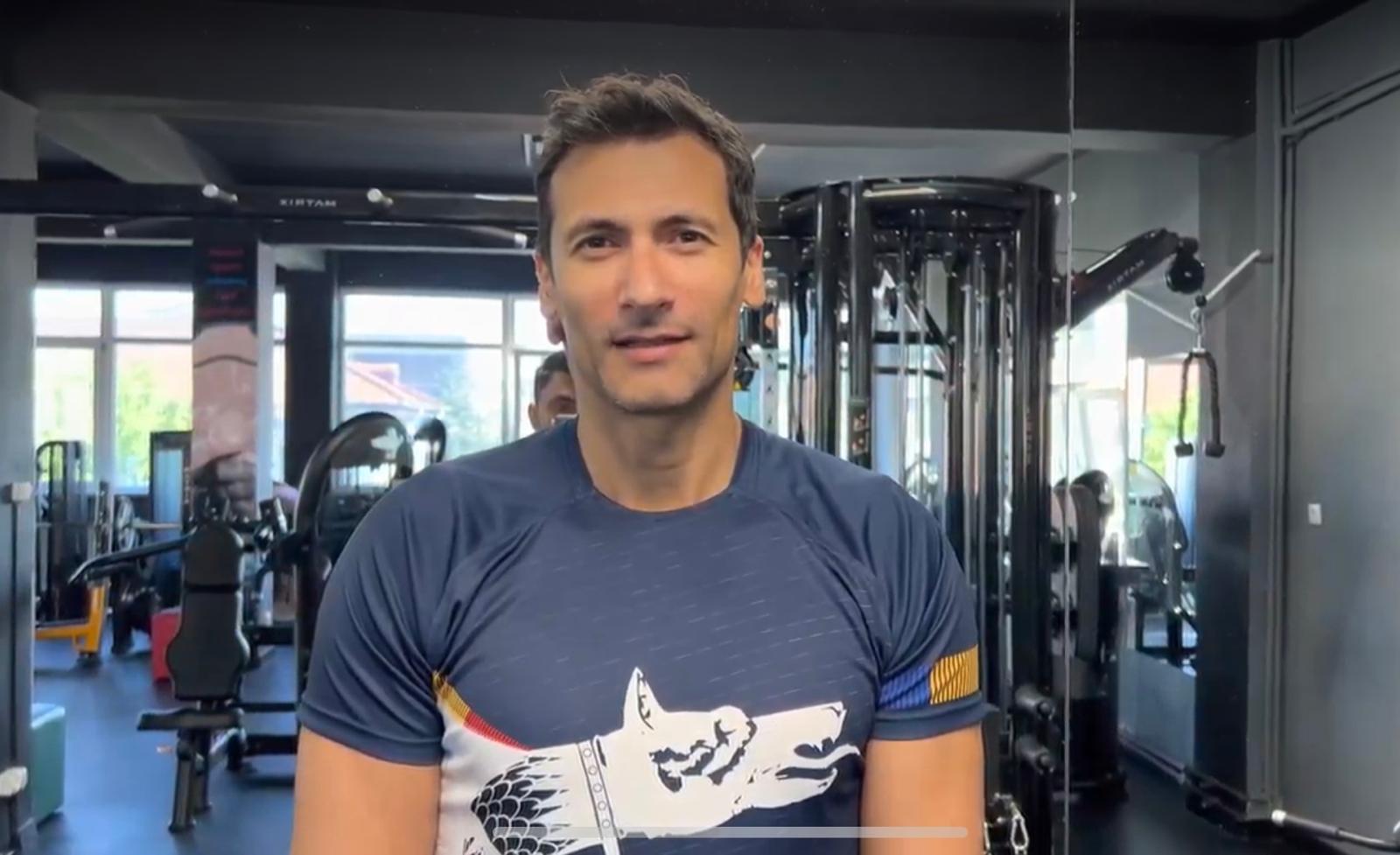 Program de antrenament pentru începători în sala de fitness 1/4 ...